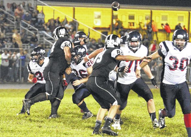 Man looks to go 4-0 with win over Raiders | News | loganbanner.com