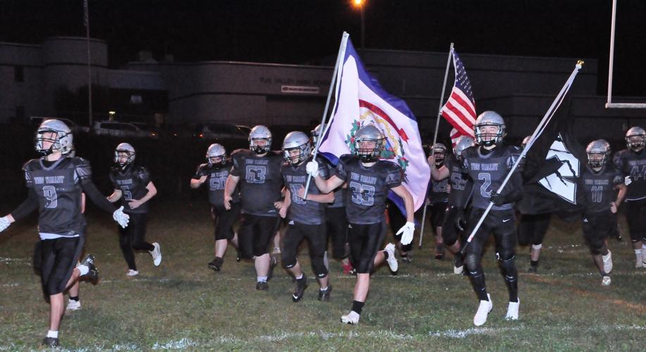 Photos: Tug Valley 22, Logan 12 (High School Football) | Photos ...