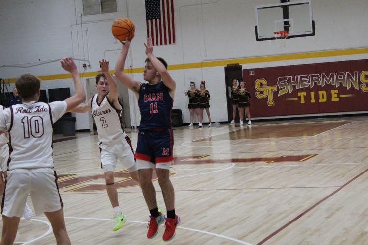 Man boys outlast Sherman on the road 48-42 | Sports | loganbanner.com