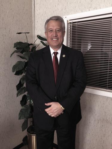 Cole visits Logan | News | loganbanner.com