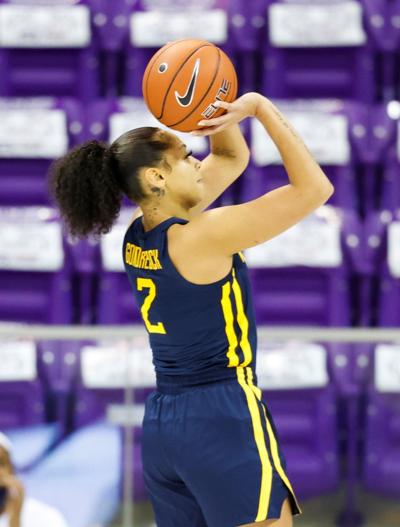 Gondrezick’s 30-point game leads WVU women to eighth straight win ...