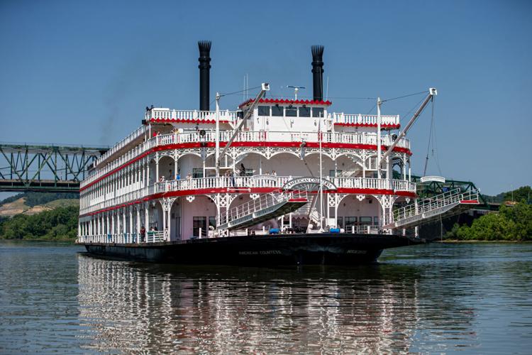 Photos: The American Countess Riverboat stops in Huntington ...