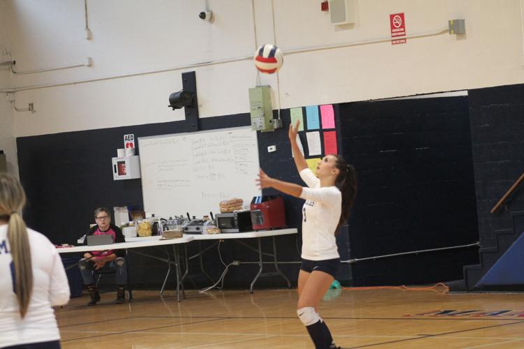 Logan volleyball sweeps county rival Man 3-0 | Sports | loganbanner.com
