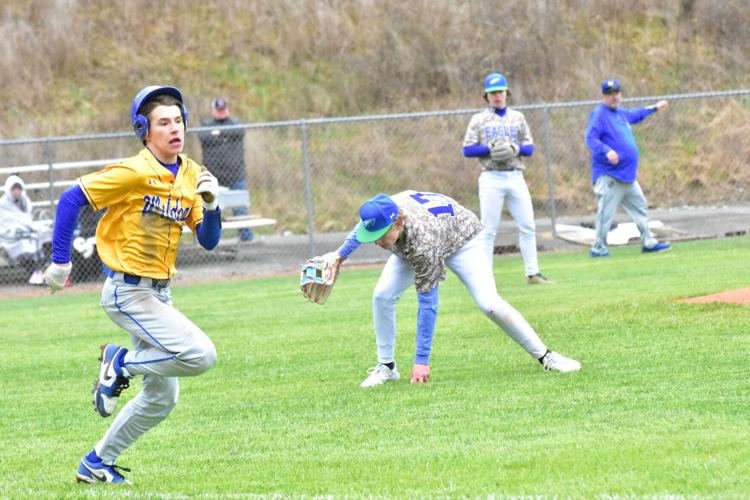 Wildcats and Tigers face Robert C. Byrd at CRHS | Sports | loganbanner.com