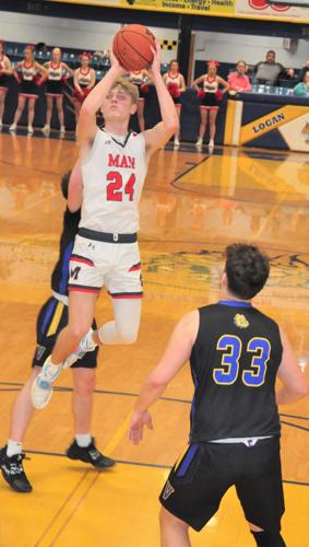 Man advances after pounding on Bulldogs, 85-28 | Sports | loganbanner.com