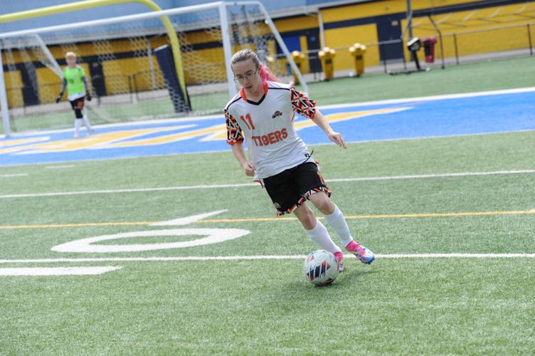 Chapmanville coed soccer defeats Logan boys 3-1 | Sports | loganbanner.com