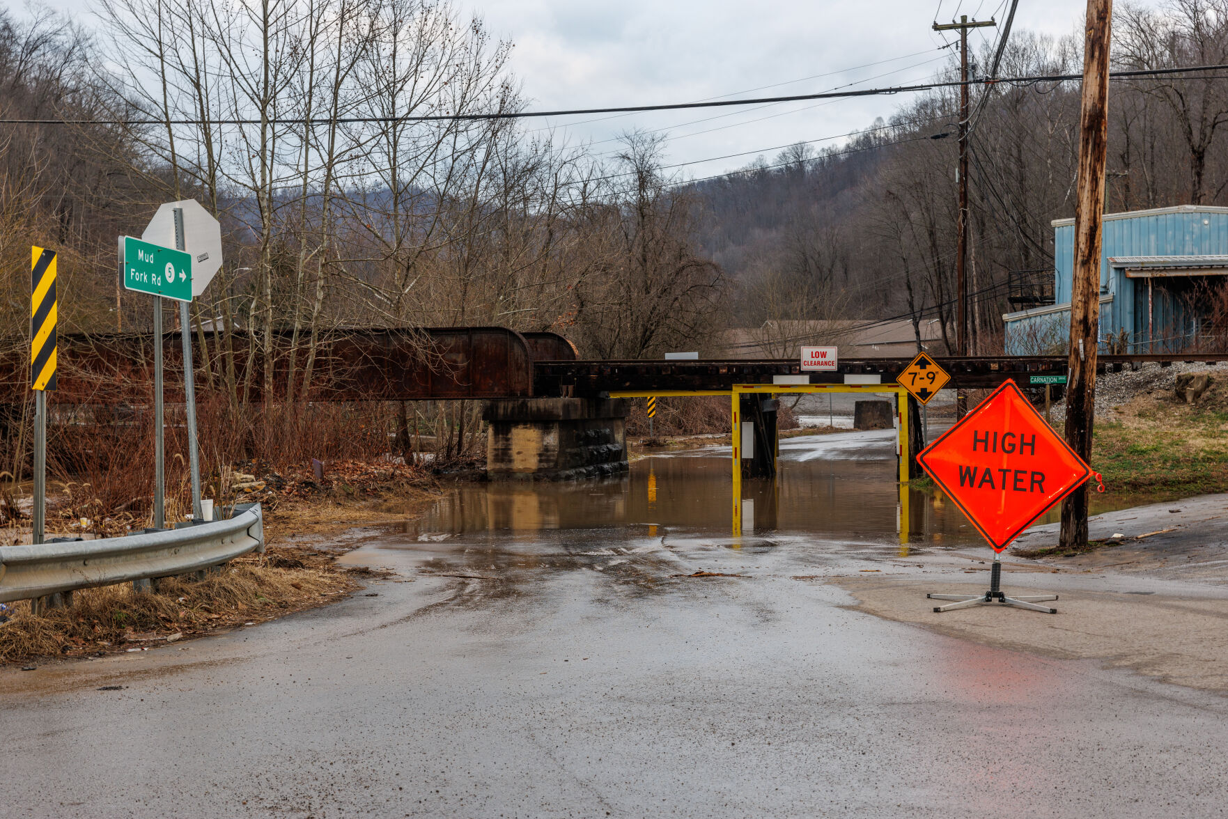 Heavy rainfall causes localized flooding | News | loganbanner.com
