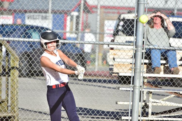 Lady Billies dust Van 15-3 in sectional tourney | Sports | loganbanner.com