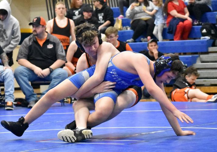 PHOTO GALLERY: Logan County wrestling championship | Sports | loganbanner.com