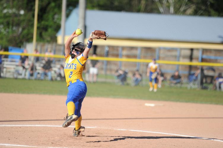 Logan softball's Harlee Quick signs with UPike | Sports | loganbanner.com