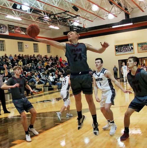 Billies remain undefeated after win over Nitro | Sports | loganbanner.com