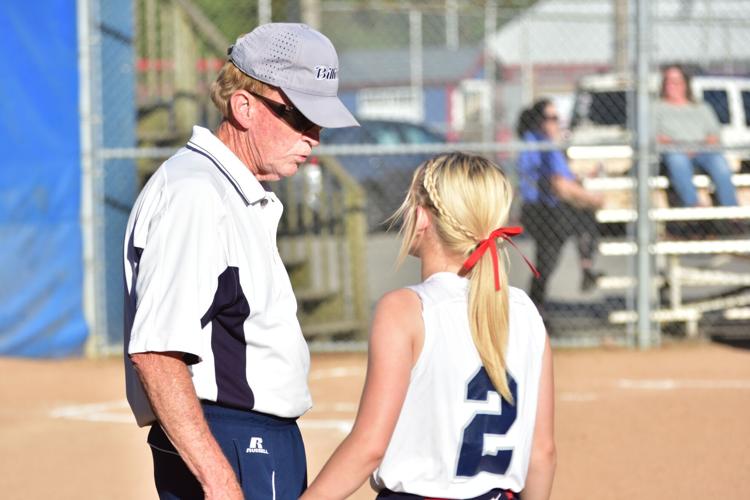 Lady Billies dust Van 15-3 in sectional tourney | Sports | loganbanner.com