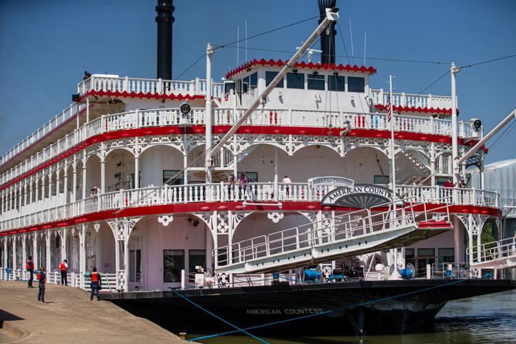 American Countess stops in Huntington, set to return to city later this ...