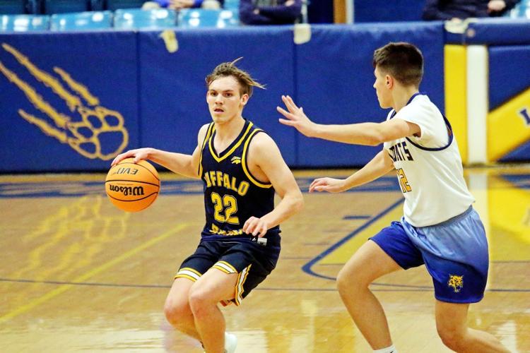 Logan in scrimmage action versus Buffalo | Sports | loganbanner.com