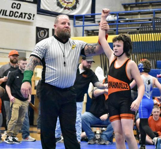 PHOTO GALLERY: Logan County wrestling championship | Sports | loganbanner.com