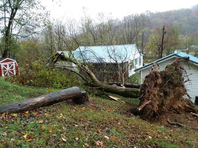 Halloween storm causes damage in Logan County | News | loganbanner.com