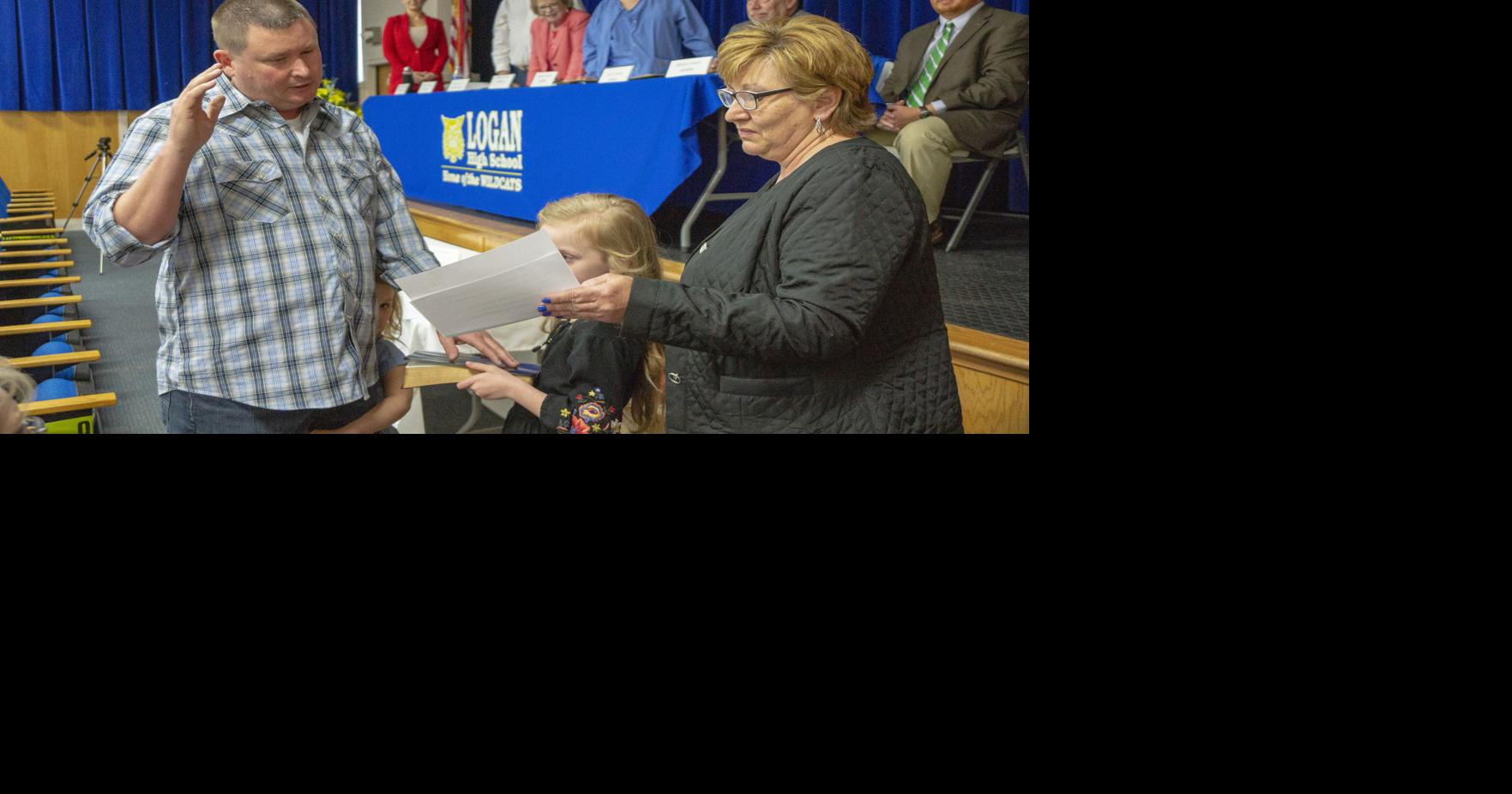 Barry Mullins sworn in to BOE | News | loganbanner.com