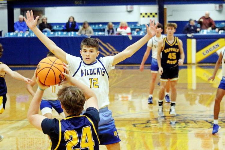 Logan in scrimmage action versus Buffalo | Sports | loganbanner.com