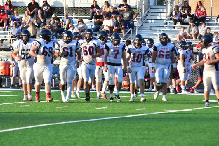 Man football scrimmages Lincoln County in Hamlin | Sports | loganbanner.com