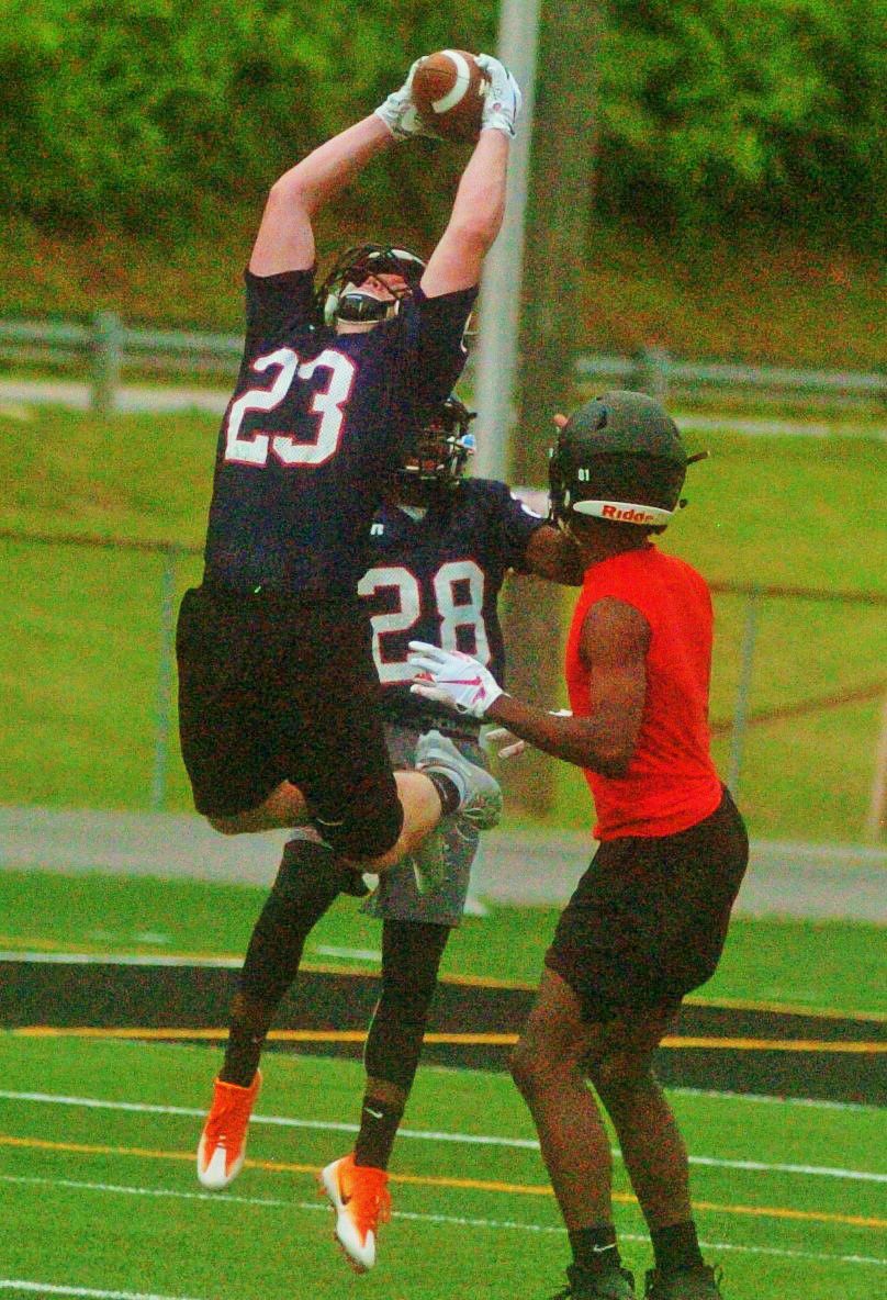 Photos: Billies, Tigers and Wildcats hit the gridiron | Photos ...