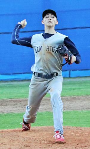 Man Hillbillies baseball action | Sports | loganbanner.com