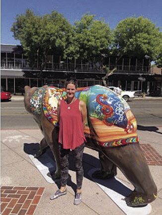 Local artists do more than the ‘bear’ essentials for Rotary project ...