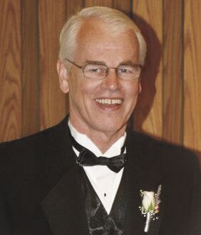 William Ray Kinzie | Obituaries | losaltosonline.com