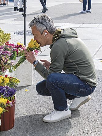 Los Altos Farmers' Market opens early | News | losaltosonline.com