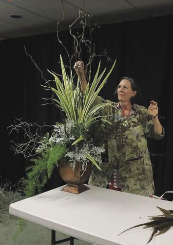 Los Altos resident’s story told in flowers | Community | losaltosonline.com