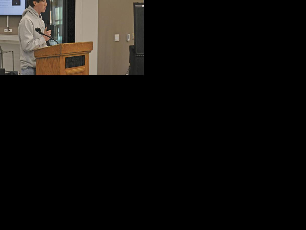 MVHS Muslim Student Association hosts vigil honoring Palestinian ...