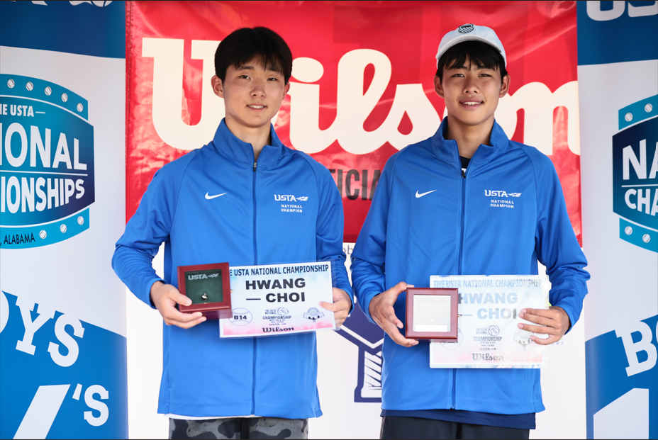 LAHS freshmen claim doubles title at USTA championships | Sports ...