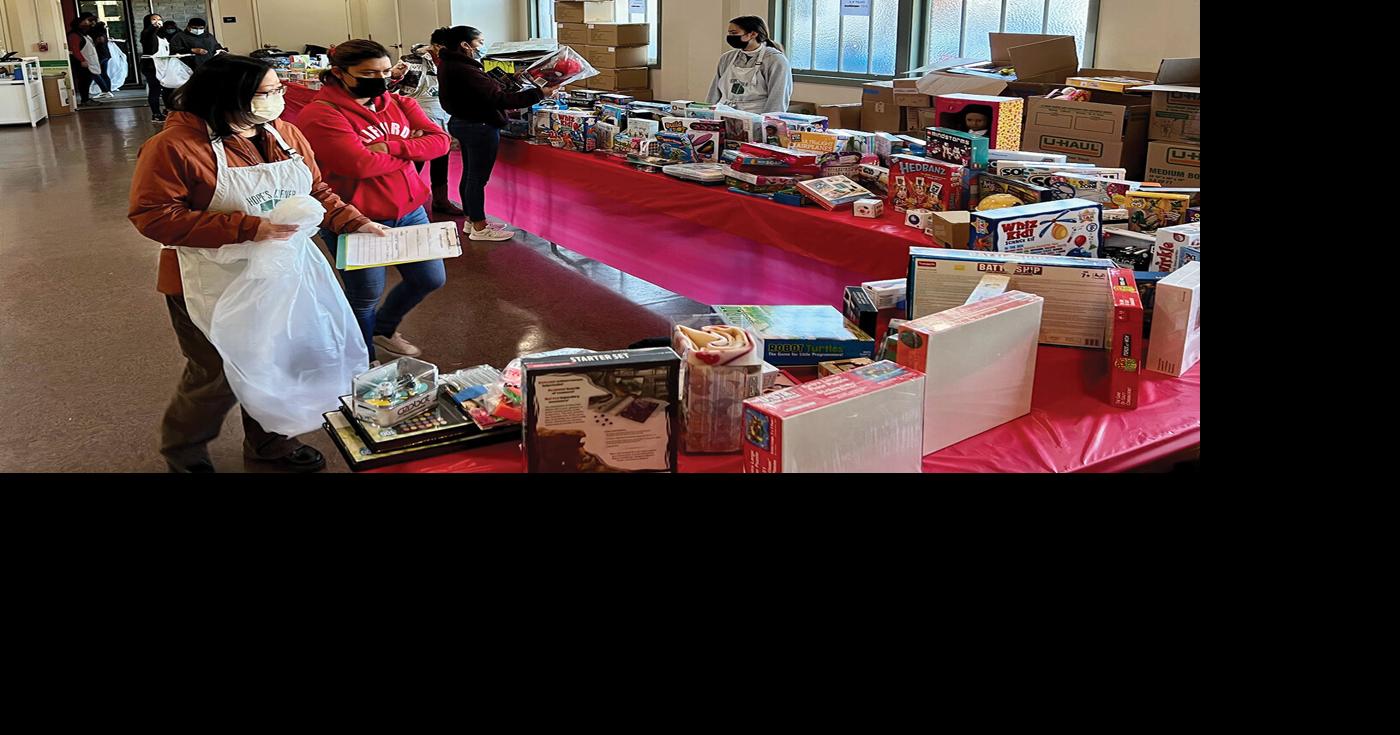 Hope’s Corner Holiday Sharing Event ‘is like an explosion of toys ...