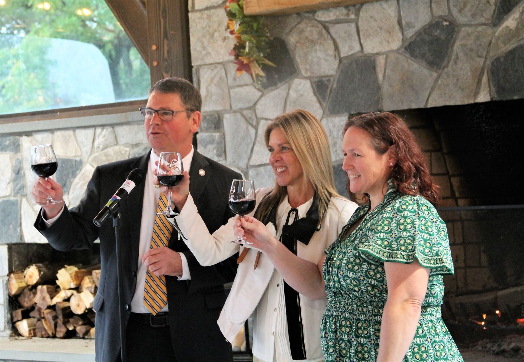 First Lady Suzanne Youngkin celebrates Virginia wine at Cana Vineyards ...