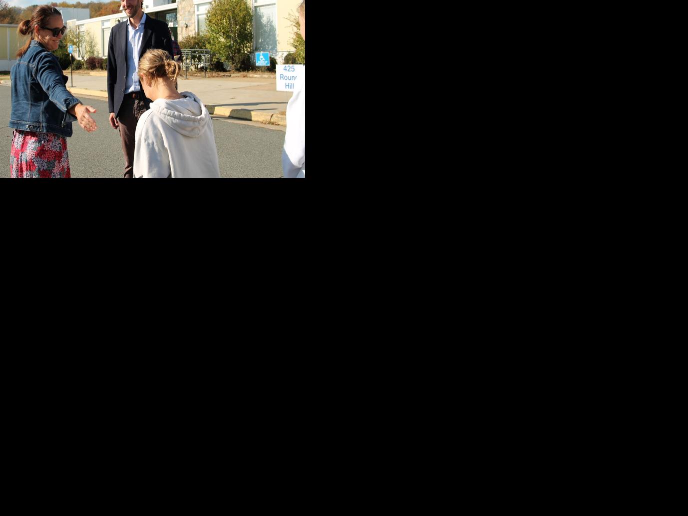 Perry defeats Segura in crucial state Senate race | News | loudountimes.com