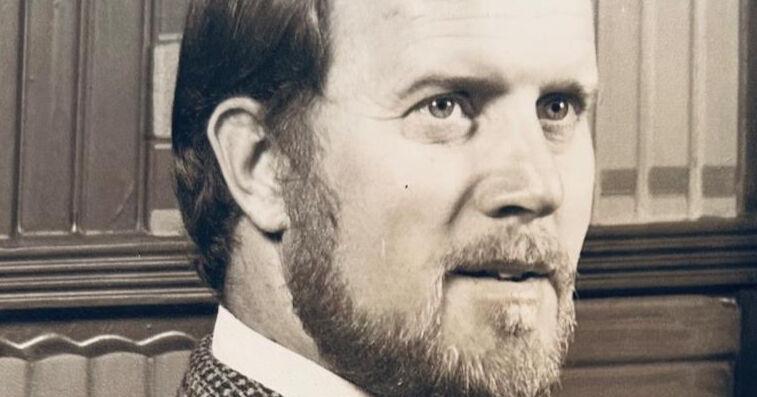 Robert J. Lewis | Obituaries | loudountimes.com