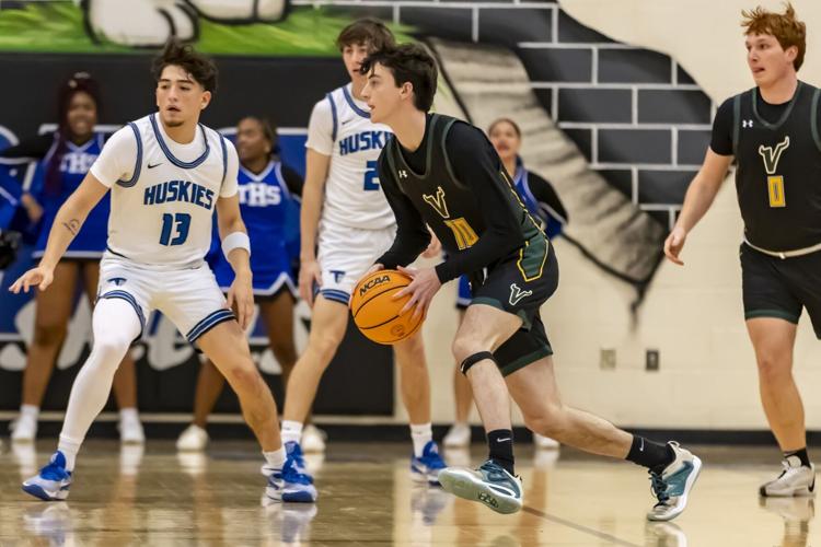 Basketball: Huskies, Vikings and Wolverines punch tickets for Class 4 ...