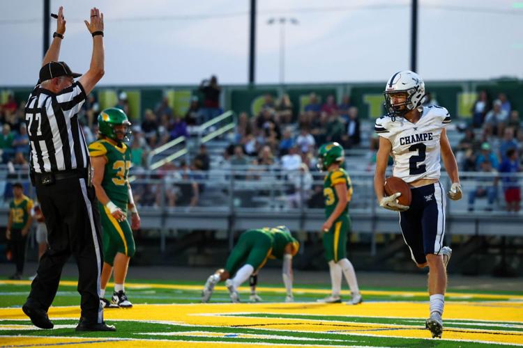 John Champe doubles up Loudoun Valley 28-14 to remain undefeated ...