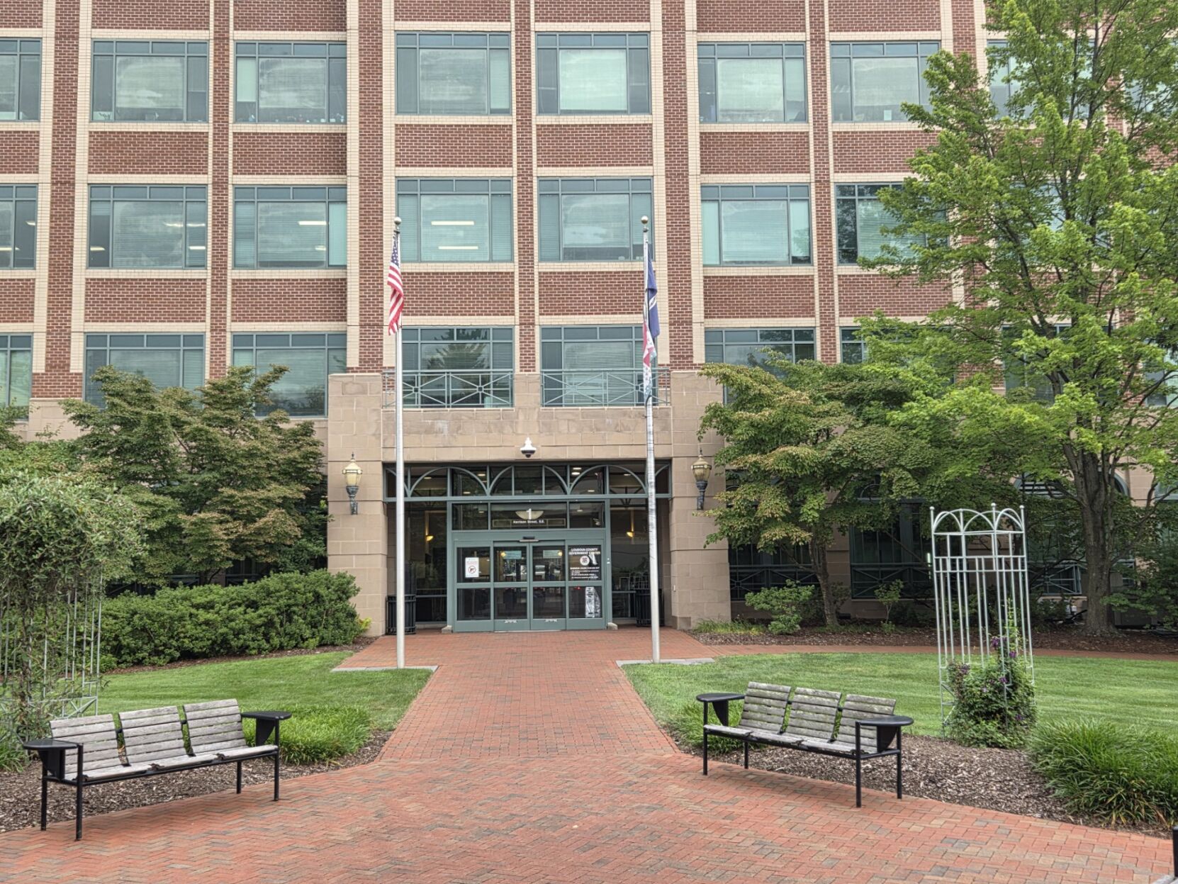 Loudoun County government pursues moving headquarters eastward ...