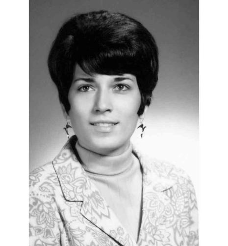 Elizabeth "Betty" (nee Phoenix) Keller | Obituaries | loudountimes.com