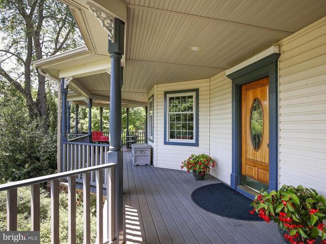 Home of the Week: 39638 Rickard Road, Lovettsville | News ...