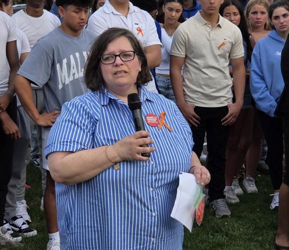 Broadlands homicide victim remembered in tearful tribute | Public ...