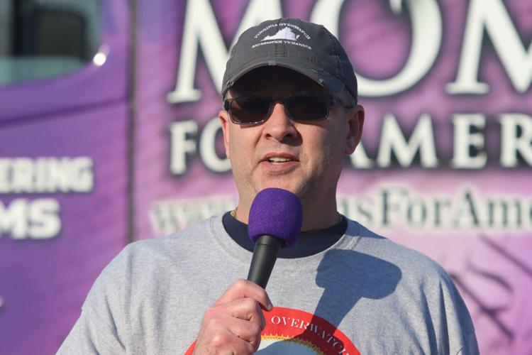 Loudoun County parents lauded at ‘Freedom Rally’ for challenging school ...