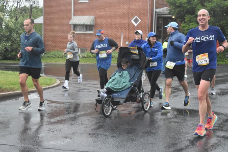 Frederick Running Festival attracts thousands despite rainy weather ...