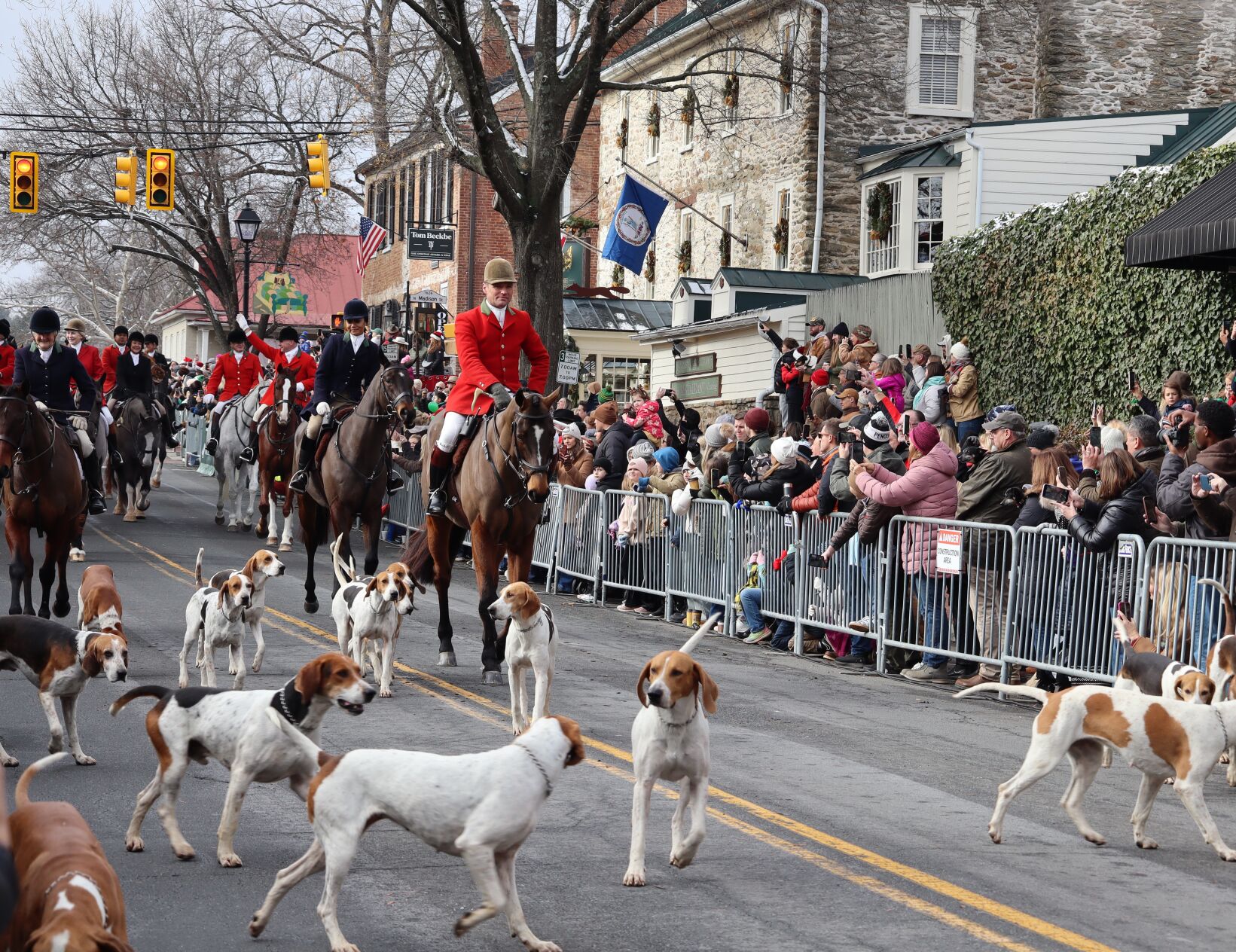 PHOTO GALLERY: Christmas in Middleburg | Lifestyle | loudountimes.com