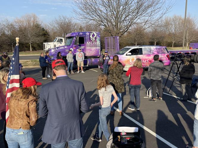 Loudoun County parents lauded at ‘Freedom Rally’ for challenging school ...