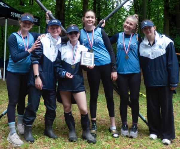 Rowing to the front: Loudoun crew teams win races at state ...