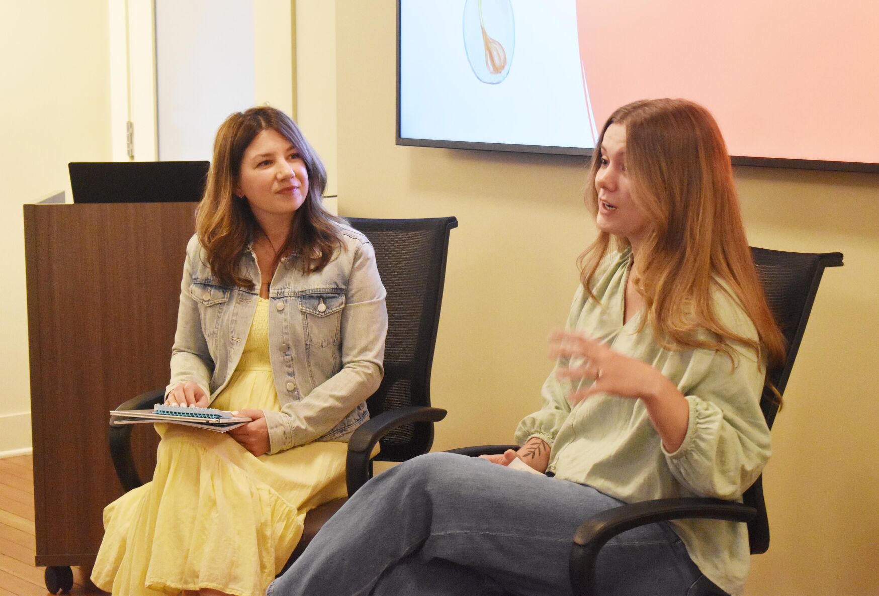 ‘Dolores Daffodil’ comes to life at Village Books | News ...