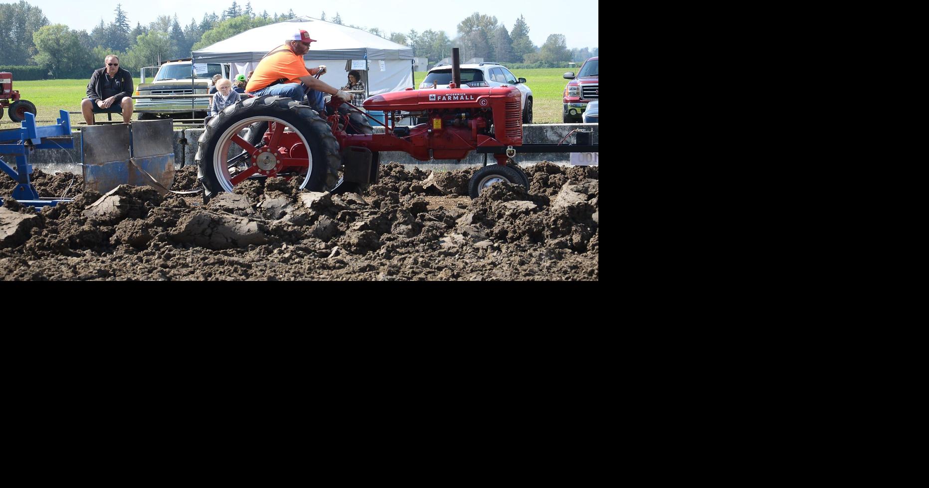 PHOTO GALLERY: PSATMA hosts Tractor and Truck Pull | | lyndentribune.com