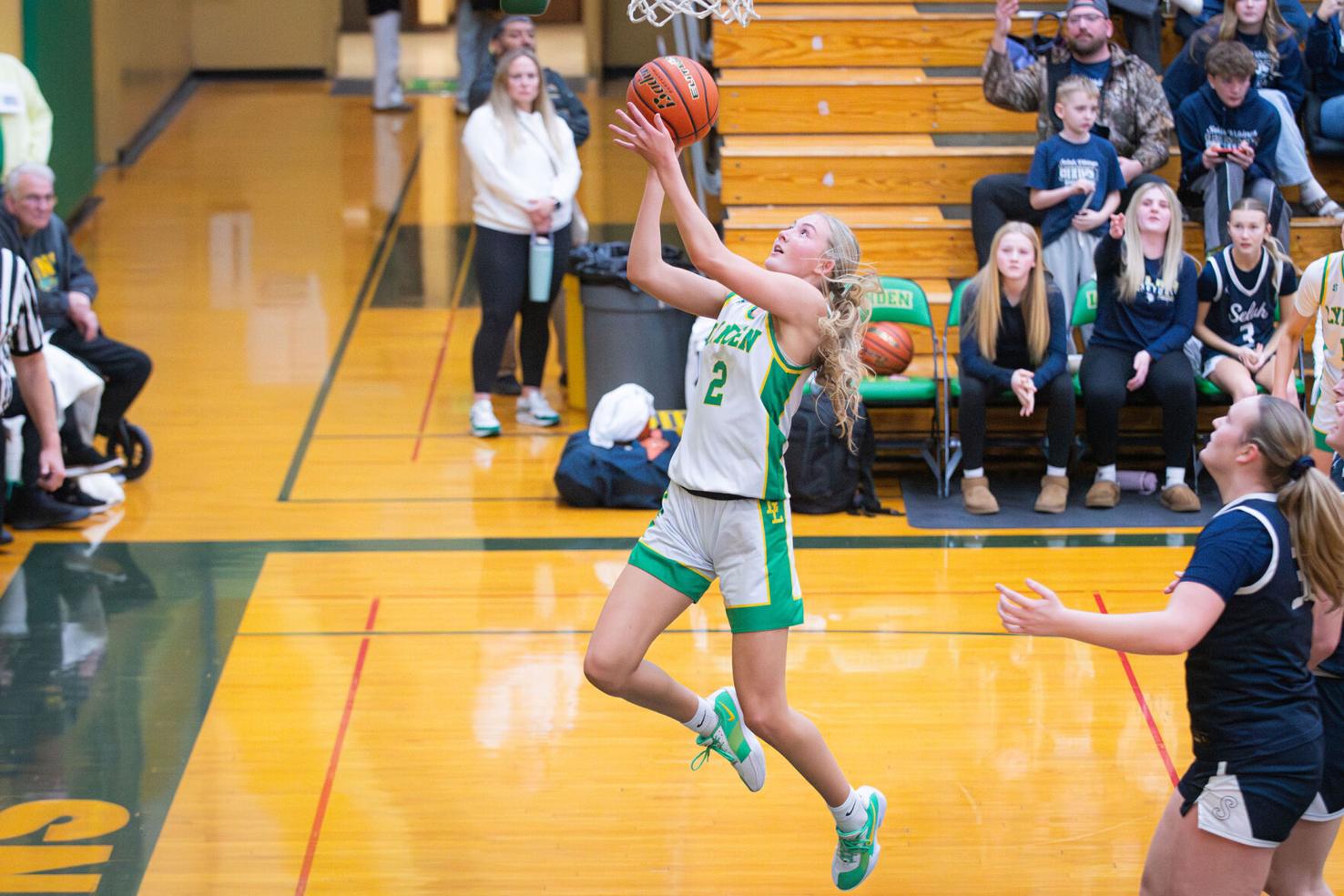 Lynden girls earn state quarterfinal berth | Sports | lyndentribune.com