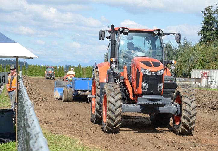 PHOTO GALLERY: PSATMA hosts Tractor and Truck Pull | | lyndentribune.com